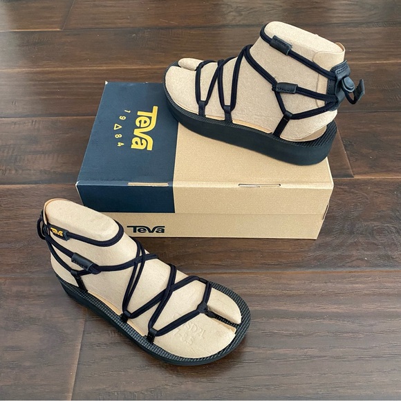 Teva | Shoes | New In The Box Teva Midform Infinity Black Unique ...